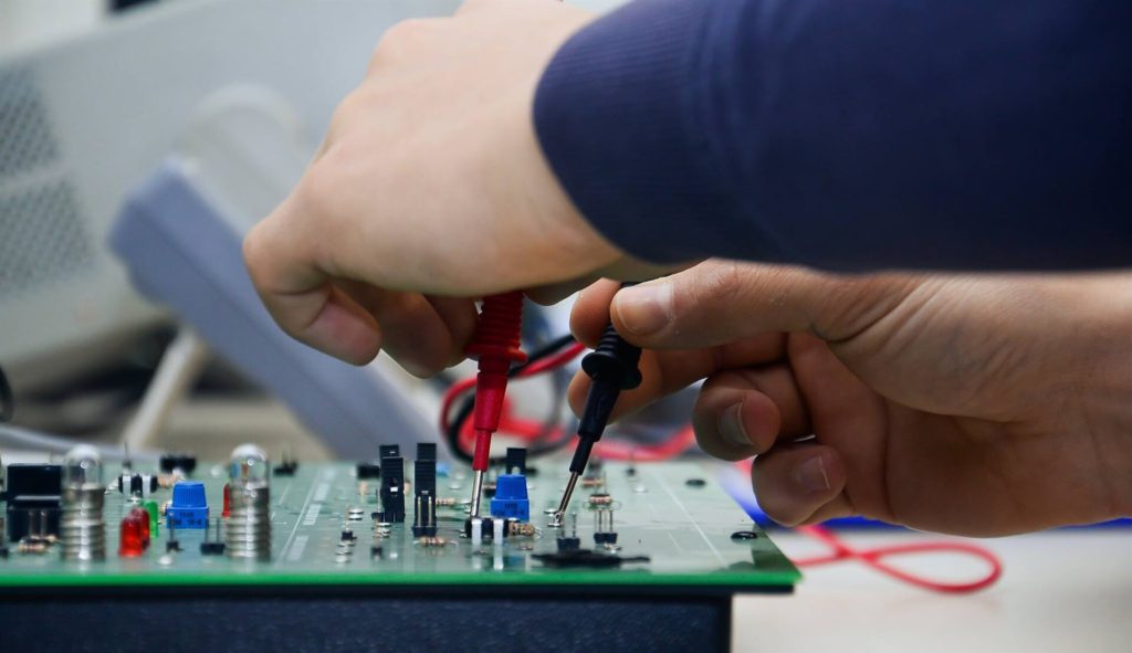Inxhinieri Elektrike - Universiteti Metropolitan Tirana
